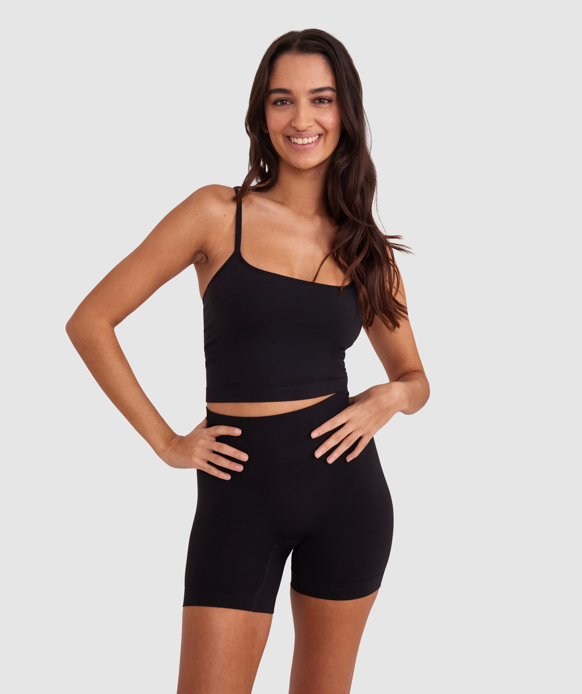 Bras N Things Base Layers V String - Black | 01434301