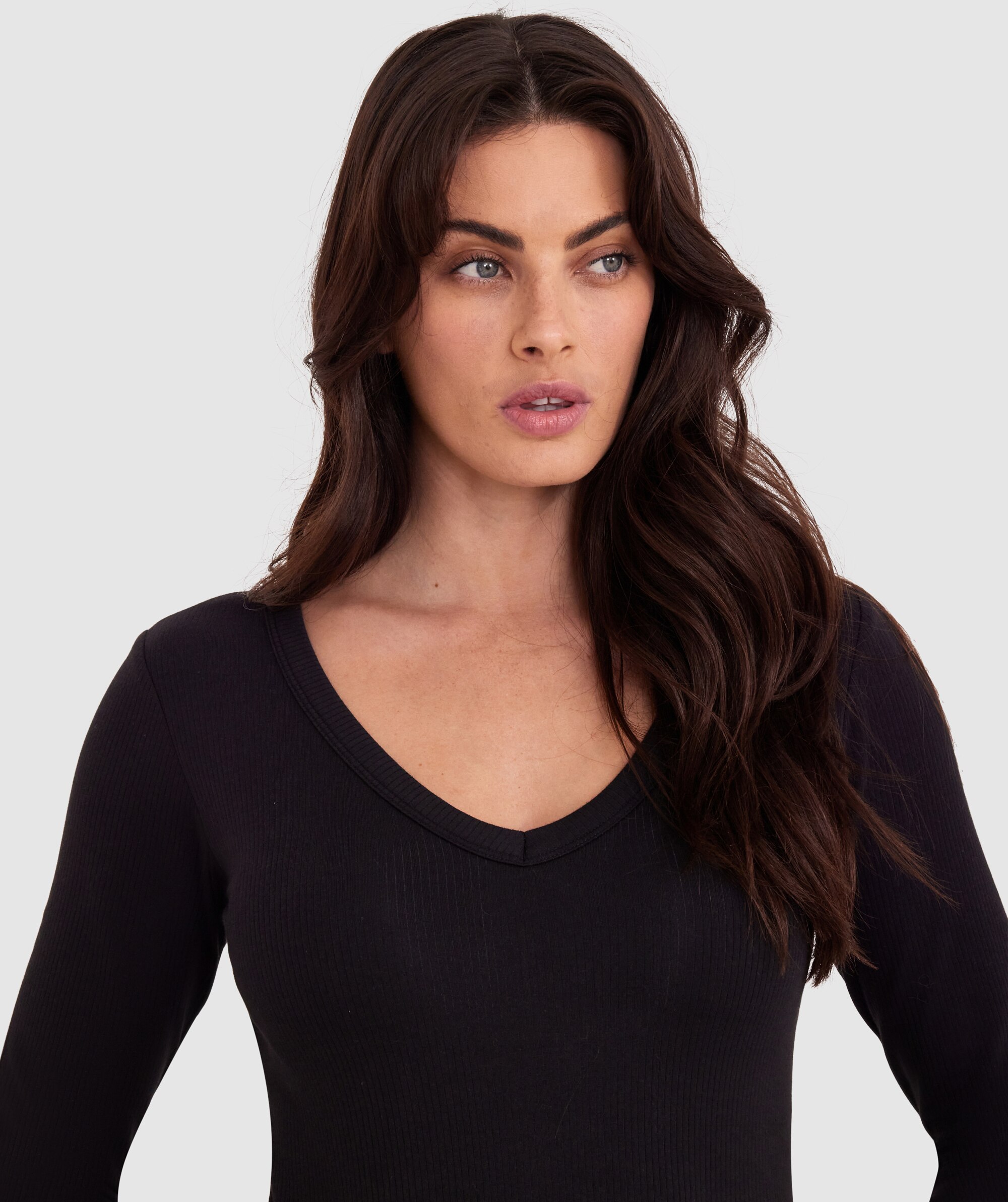 Bras N Things Elle V String - Black | 01514101