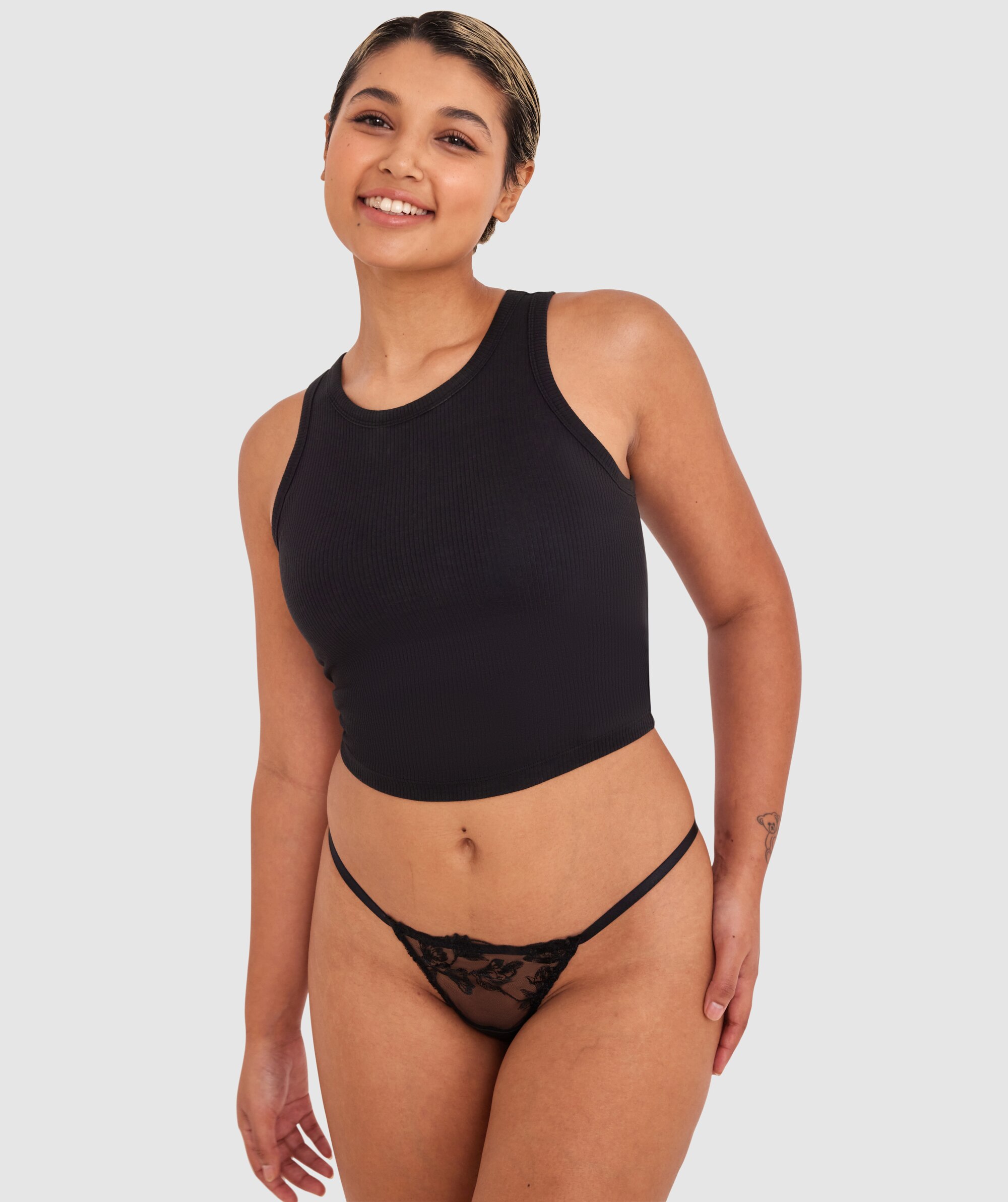 Bras N Things Elle V String - Black | 01514101