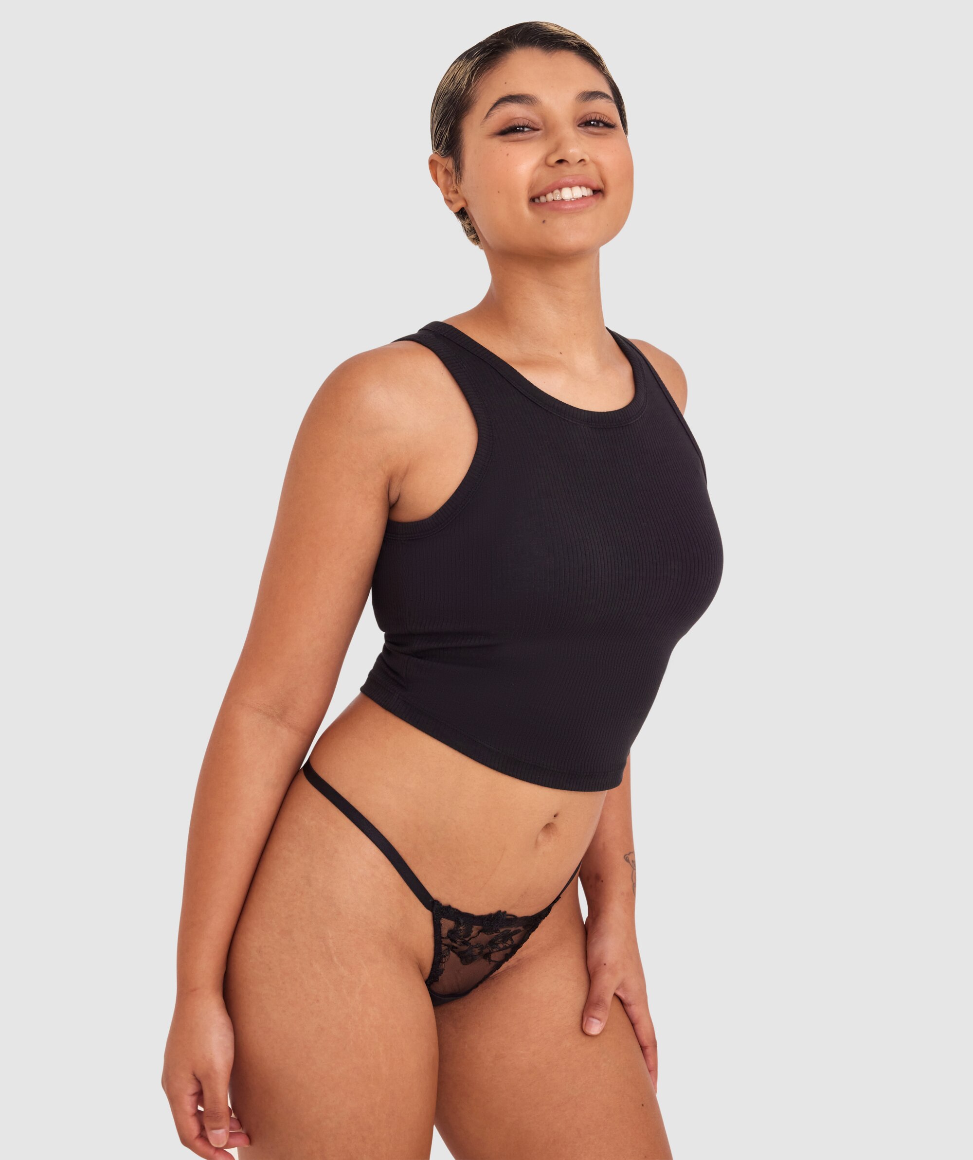 Bras N Things Elle V String - Black | 01514101