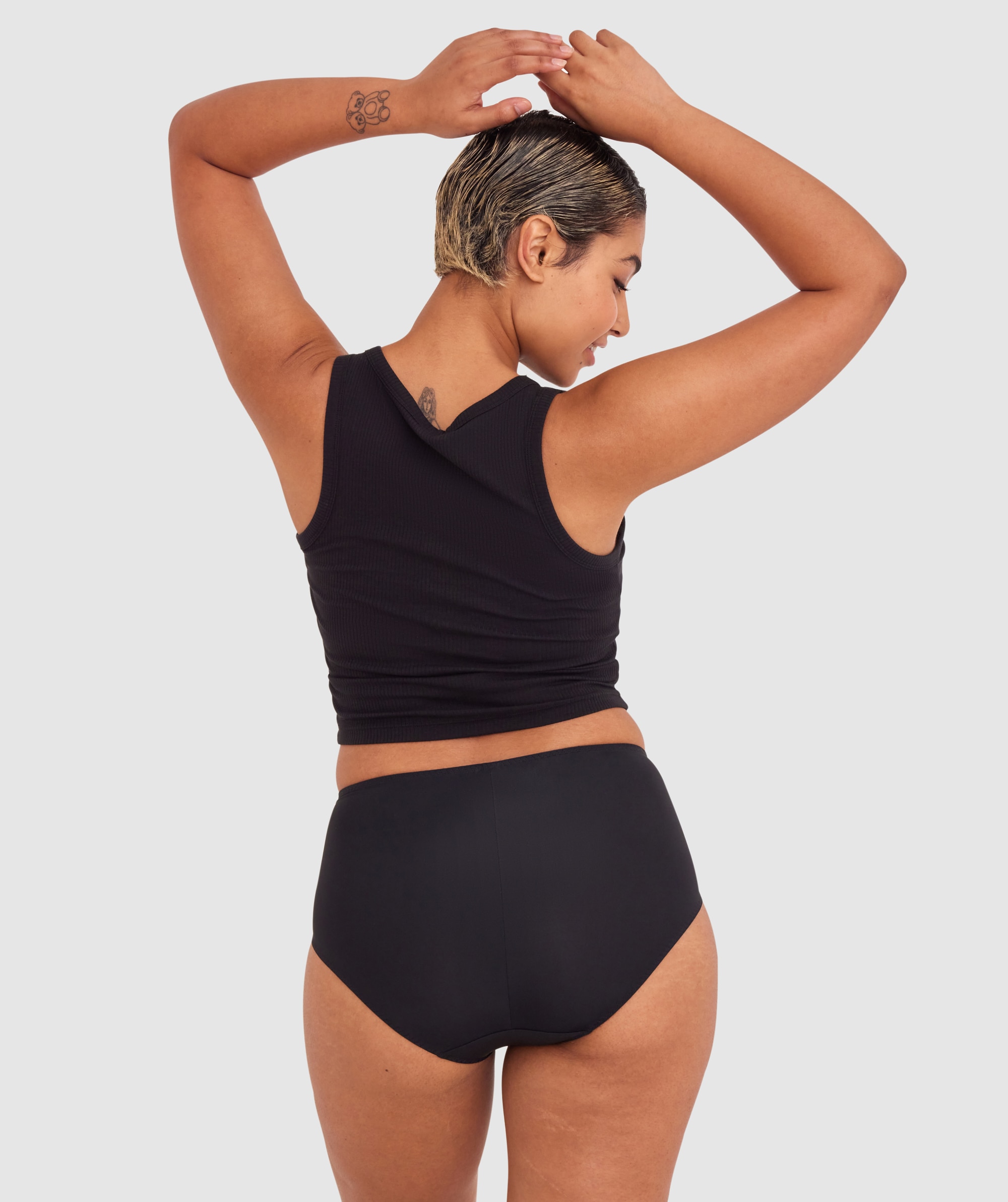 Bras N Things Elle V String - Black | 01514101