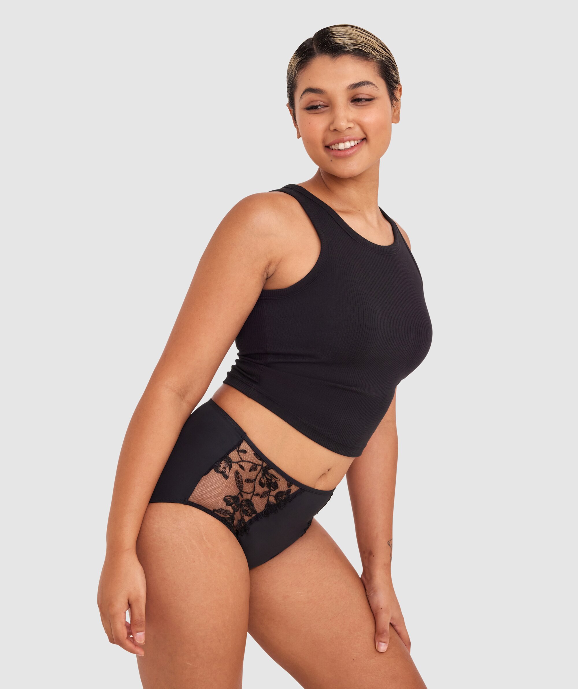 Bras N Things Elle V String - Black | 01514101