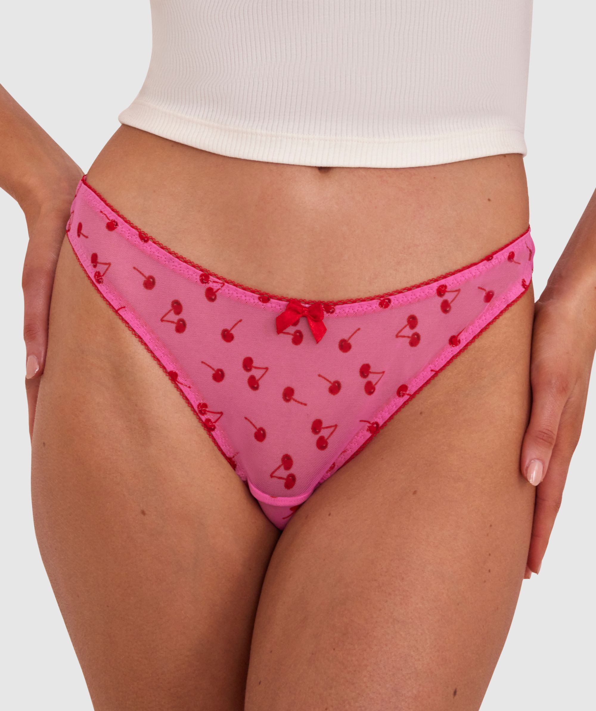 Cherie V String - Print | 01442701