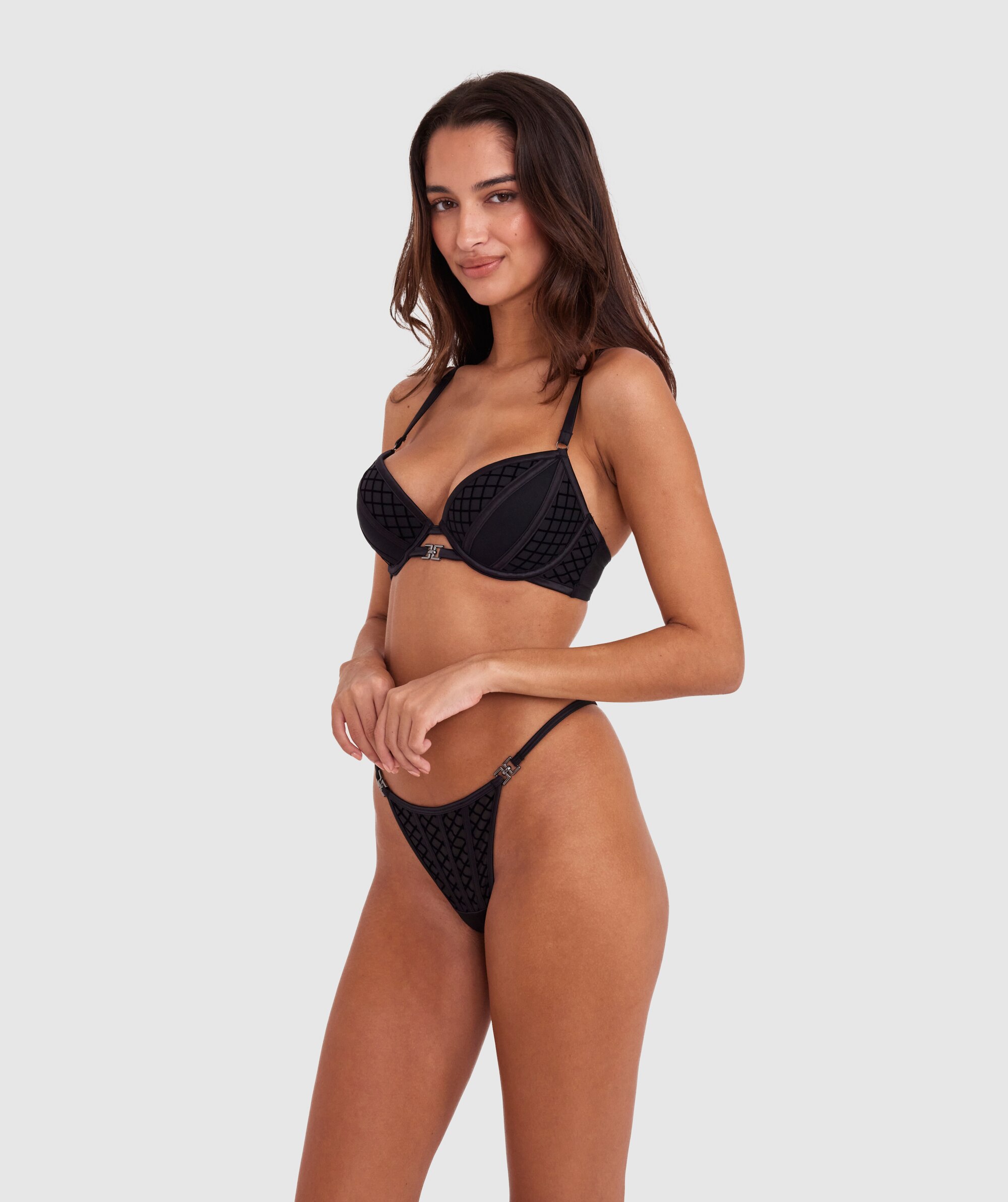 Bras N Things Roxy Underwire Bra - Black | 01480001